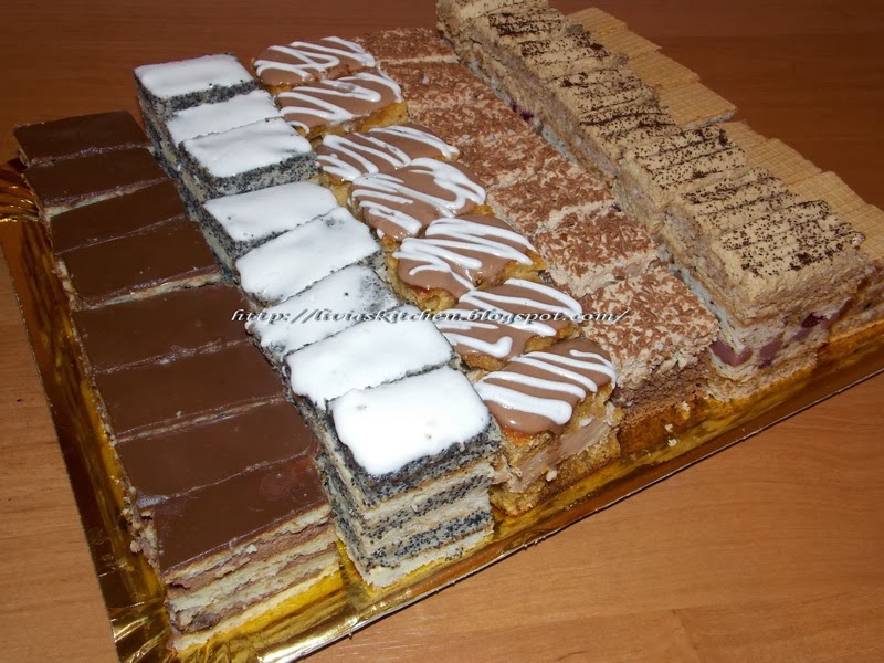 Livia`s Kitchen: Prajituri asortate pentru Craciun 2013