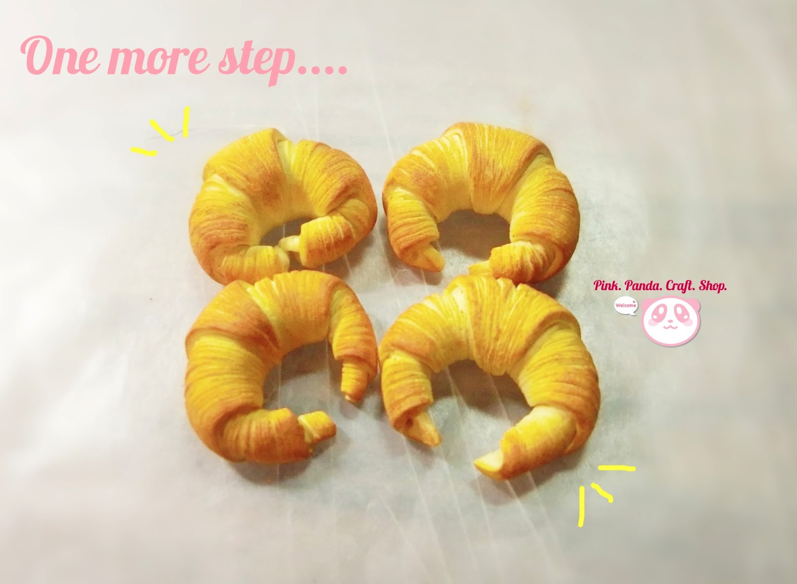 PinkPandaCraftShop: How to make polymer clay croissant~