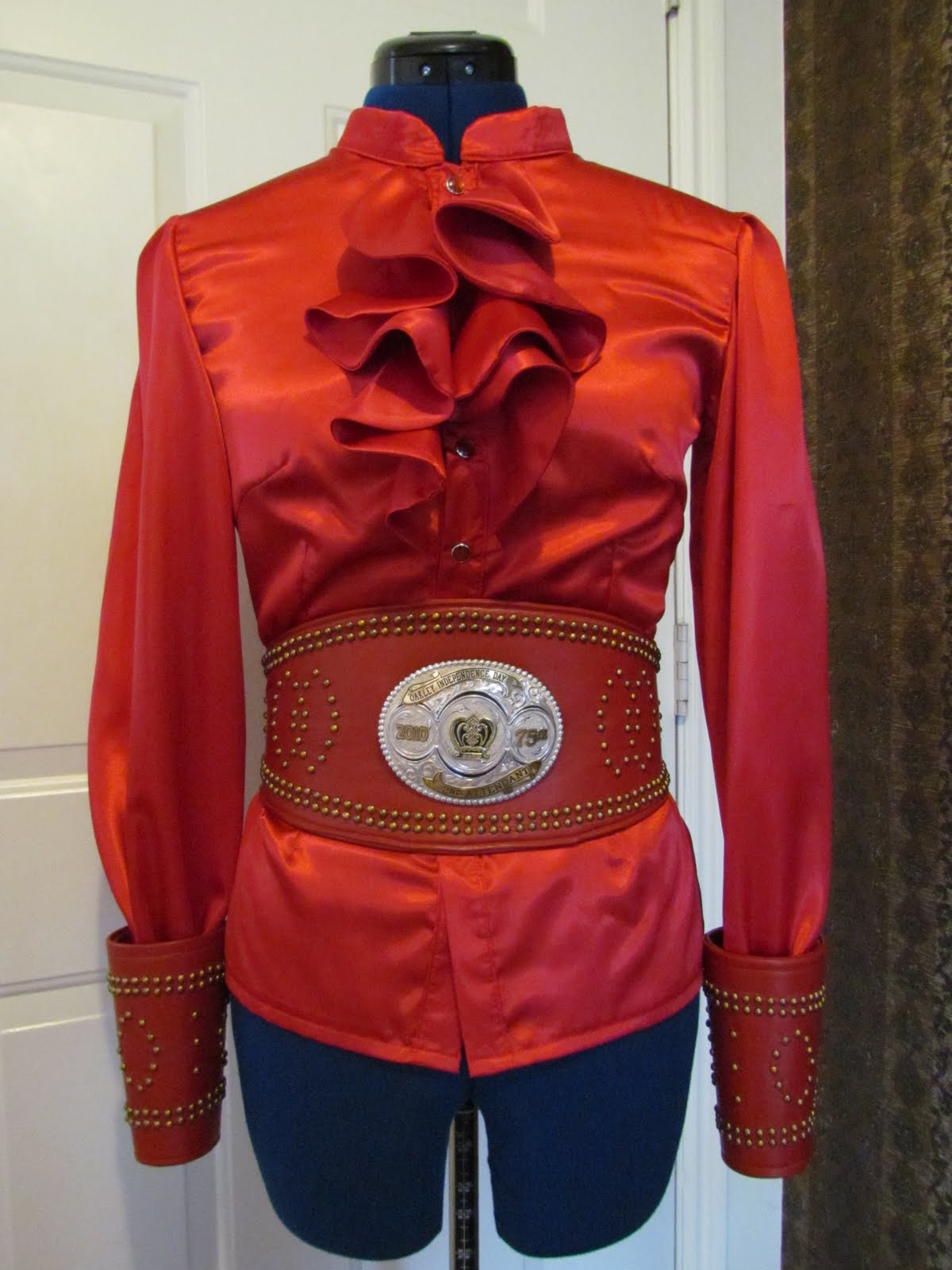 A & B Designs: Vintage cowgirl Outfit: Miss Rodeo Utah Jamie Udell with ...