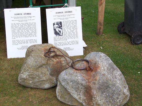 BulldogStrengthSports: The Legendary Dinnie Stones