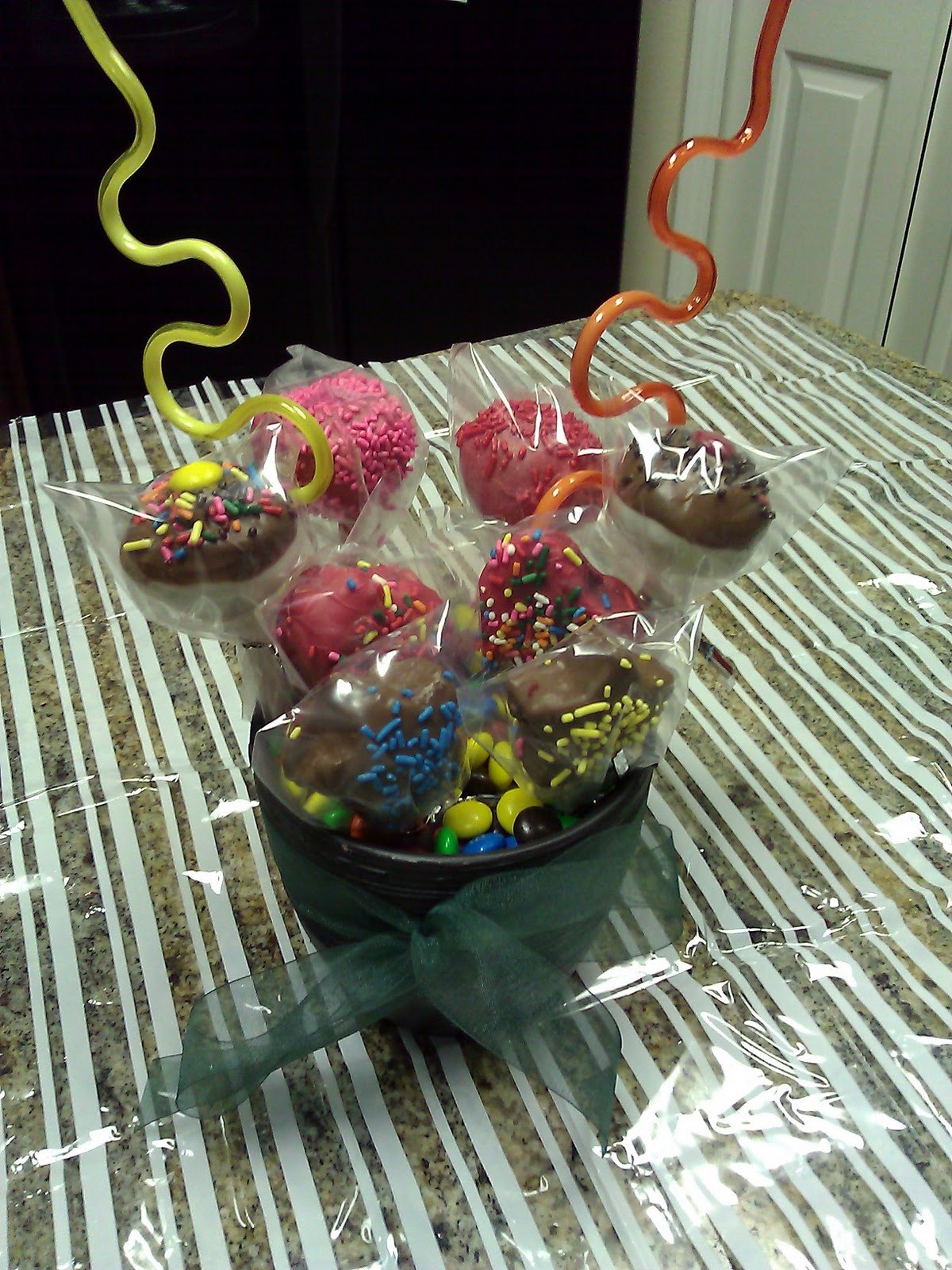 Sweet Tooth Cakes and Confections