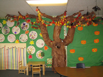 Teaching The Little People: The Classroom Tree