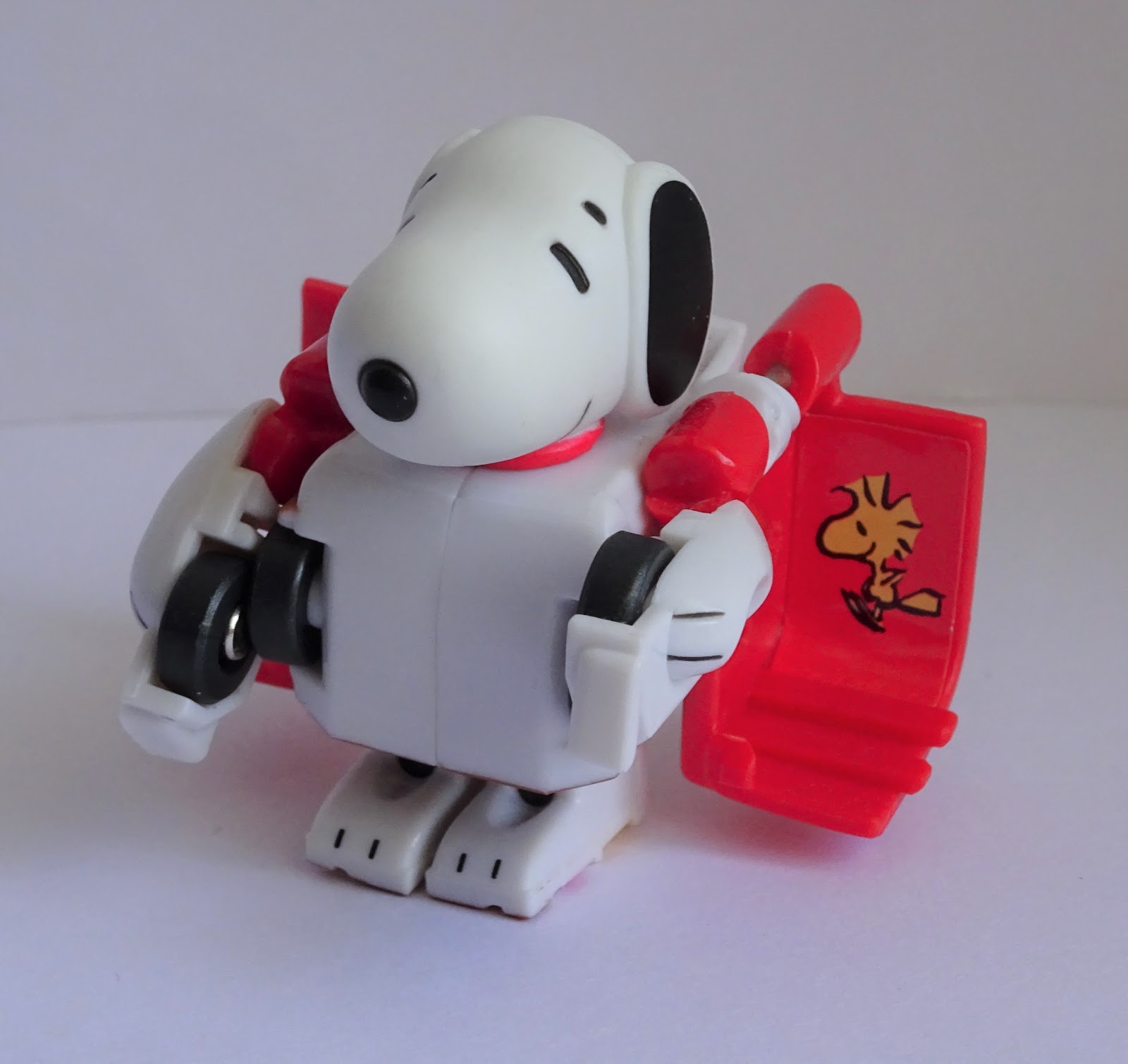 Blackrock's Toybox: Q-Transformers Snoopy (2015)