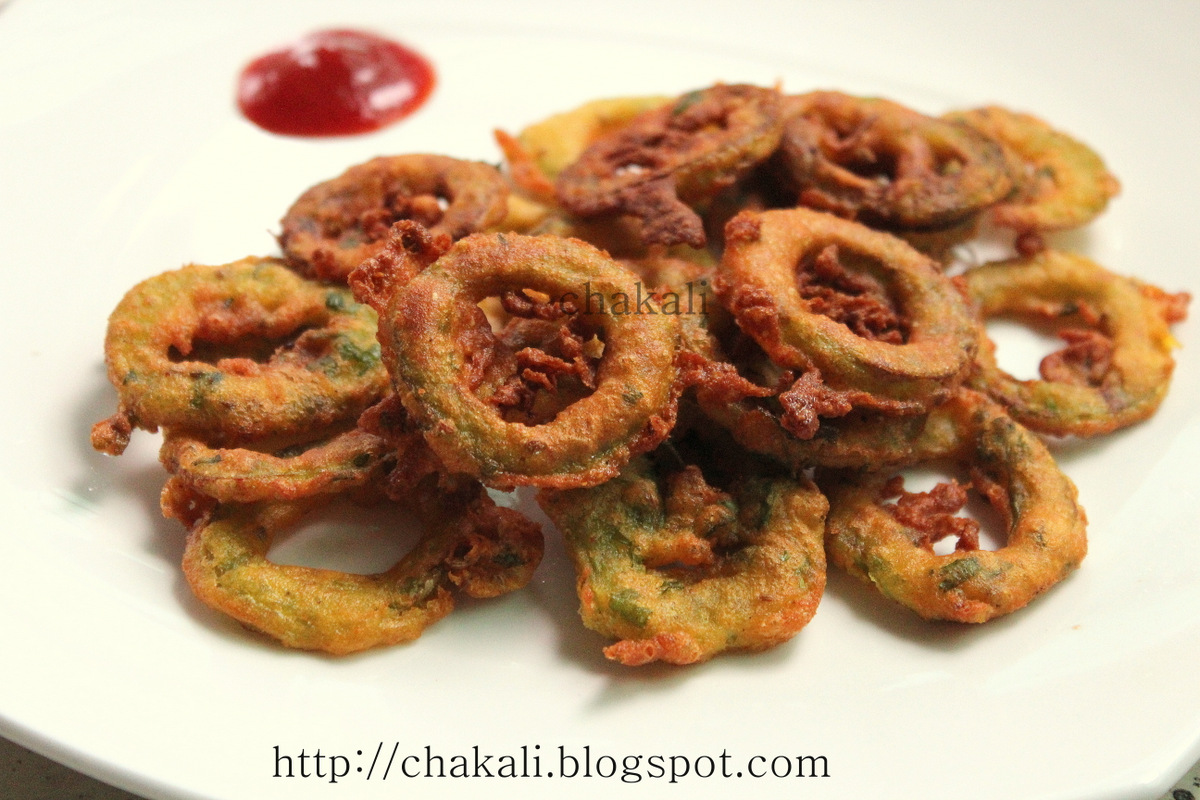 पडवळाची भजी - Padwal Bhajji | चकली