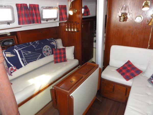 # 11 Bayfield 30/32 vs Bénéteau 311 - Voiliersdhier.over-blog.com