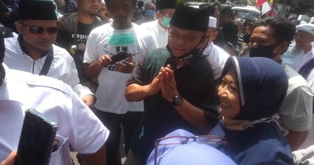 Dukungan Mengalir Deras! Jenderal Gatot Hadiri Deklarasi KAMI Jateng ... Dukungan Mengalir Deras! Jenderal Gatot Hadiri Deklarasi KAMI Jateng ...