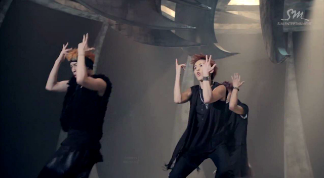 Videos of the Day: EXO's "Wolf" MVs And Comeback Stage
