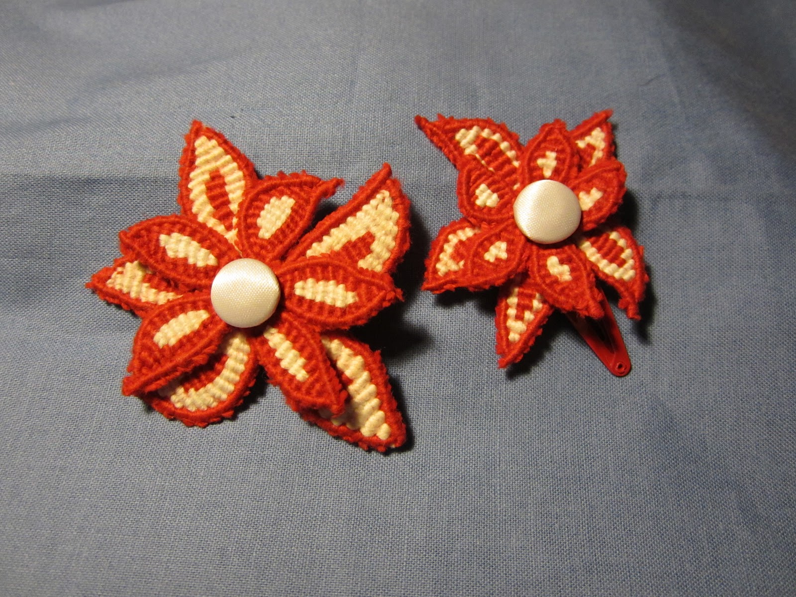 HILADITO: conjunto FLORES DE HILO