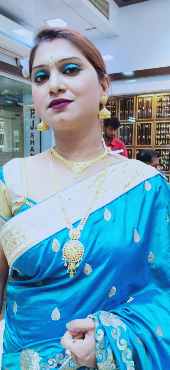 Kiran Kumari Glam Photos - Latest Movie Updates, Movie Promotions ...