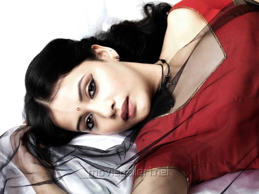 Savithiri Hot Photo Gallery ~ South Special