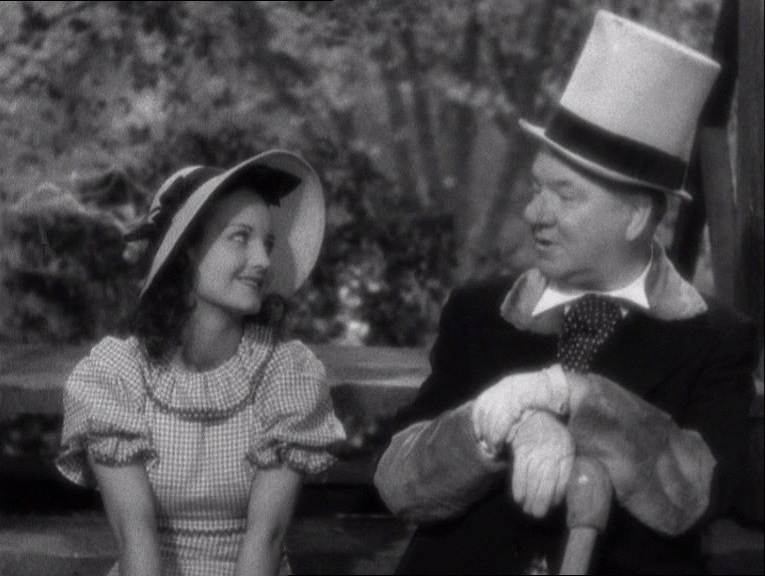 Classic Movie Ramblings: Poppy (1936)
