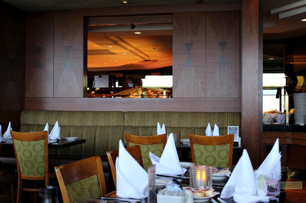 SCG Niagara: The Skylon Tower – NIAGARA FALLS