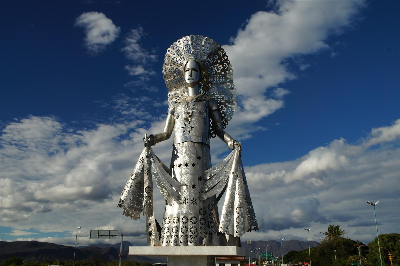 Heather and Scott's Adventures: Too Windy to Drive on the Tehuantepec ...