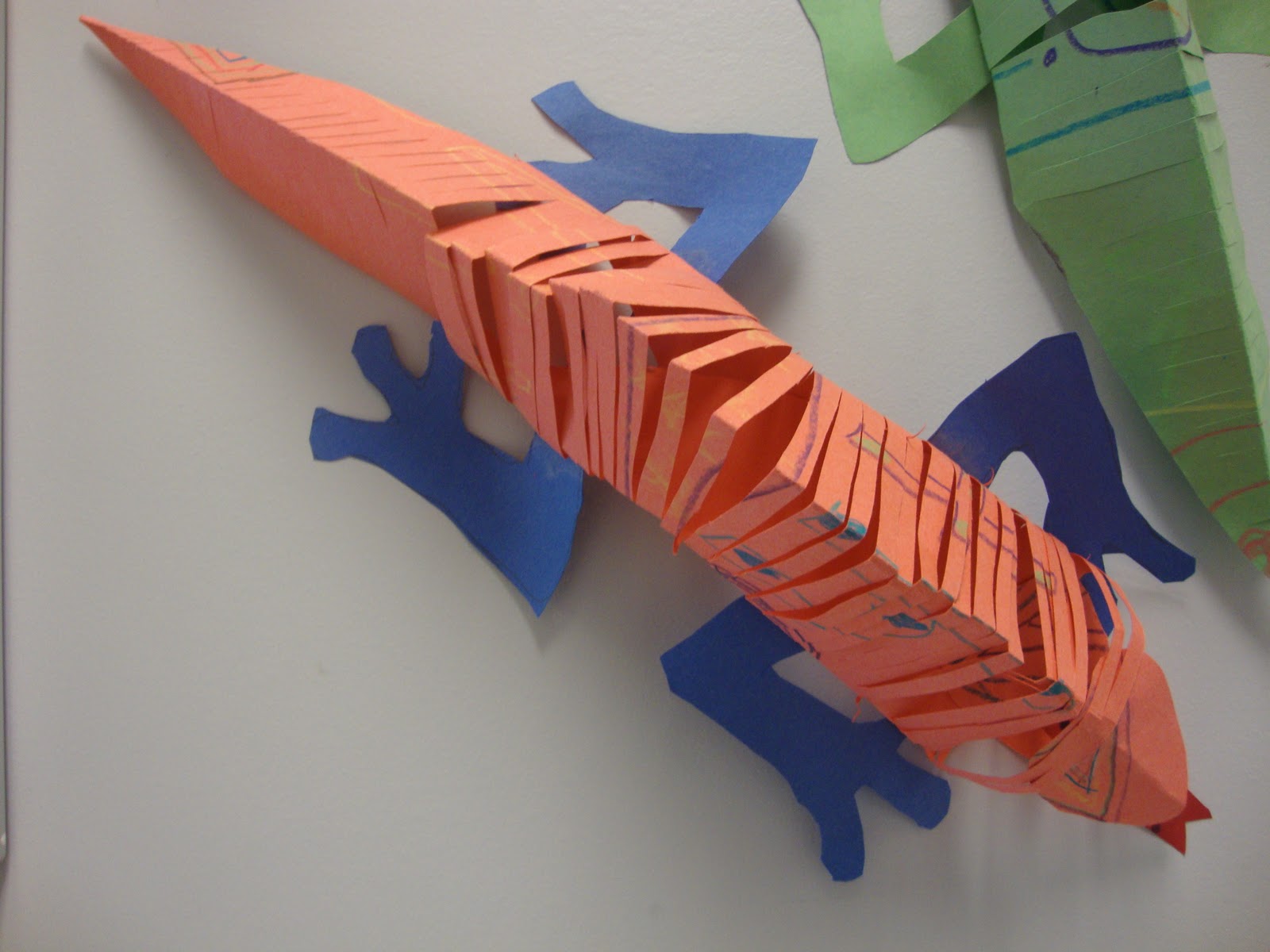 Art. Paper. Scissors. Glue!: Slinky Lizard