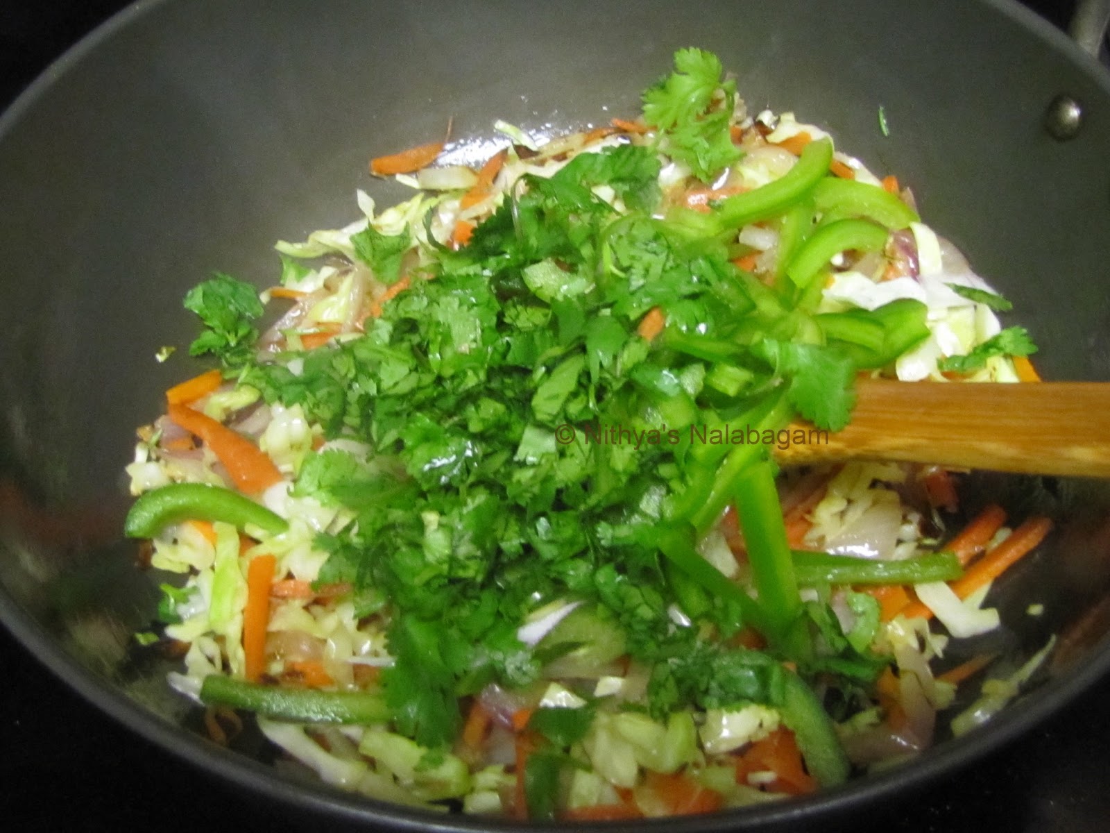 Vegetable Chapati Roll |Nithya's Nalabagam