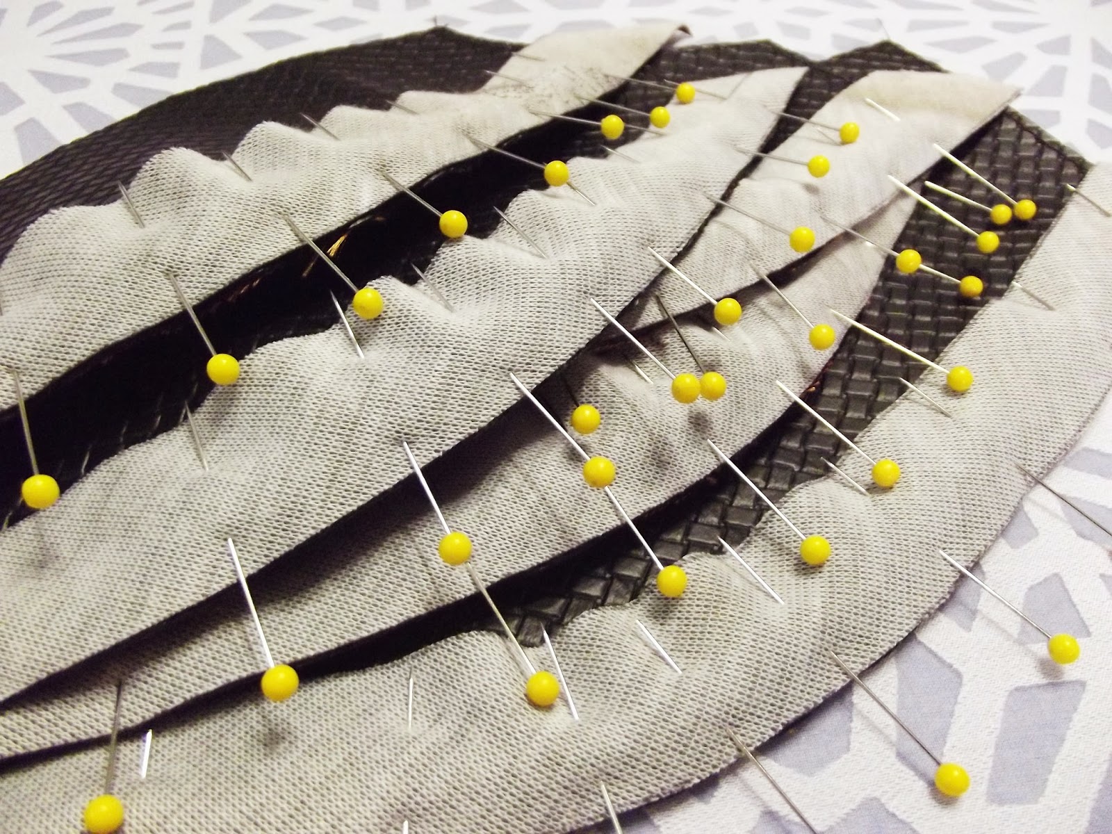 Crayons: Leather Armour Tutorial