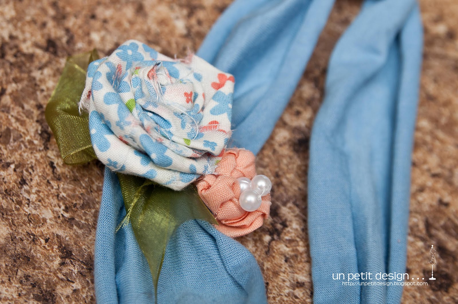 Un Petit Design: First Day of School & A Headband Tutorial