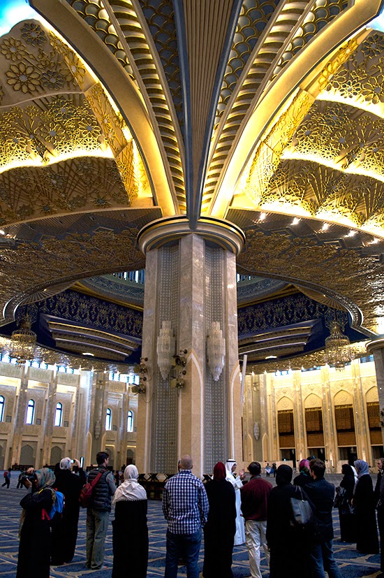 High Heeled Traveler: Destination: Grand Mosque of Kuwait