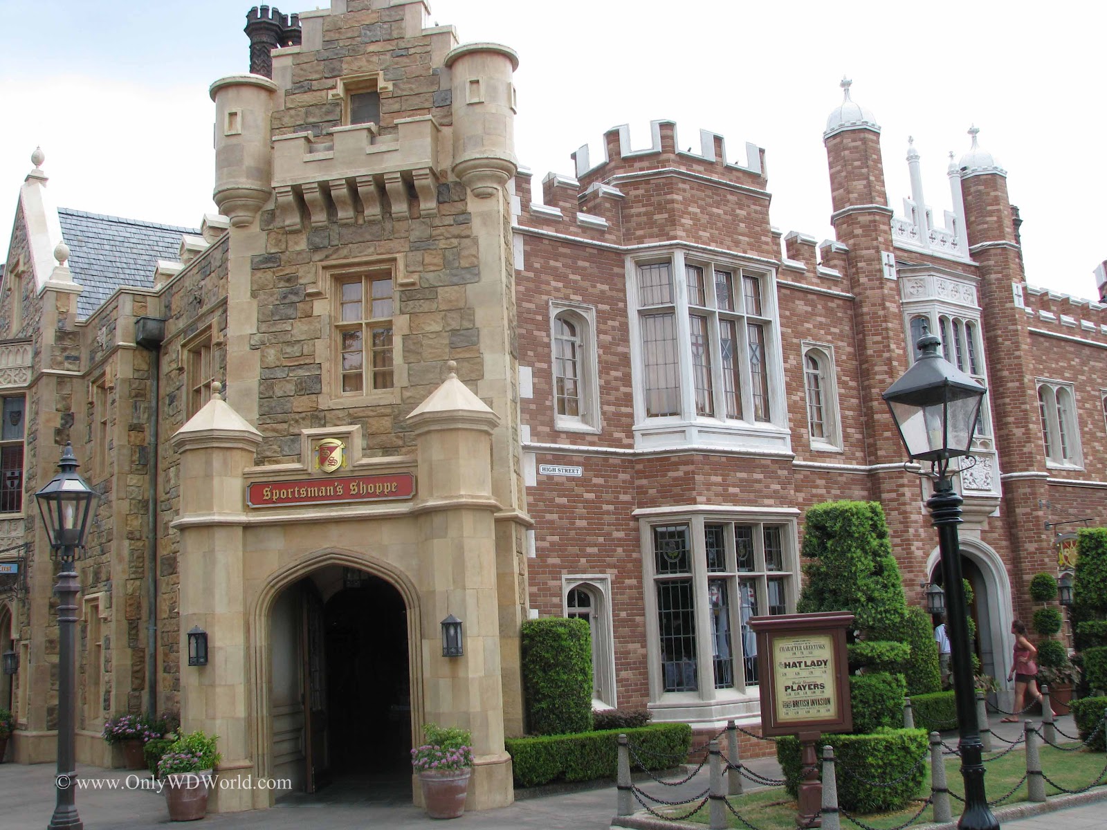 Epcot United Kingdom Pavilion Brings English Charm To Disney World ...