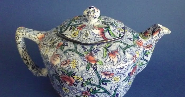 Premier Antiques: Maling 'Blue Chintz' Ringtons Teapot