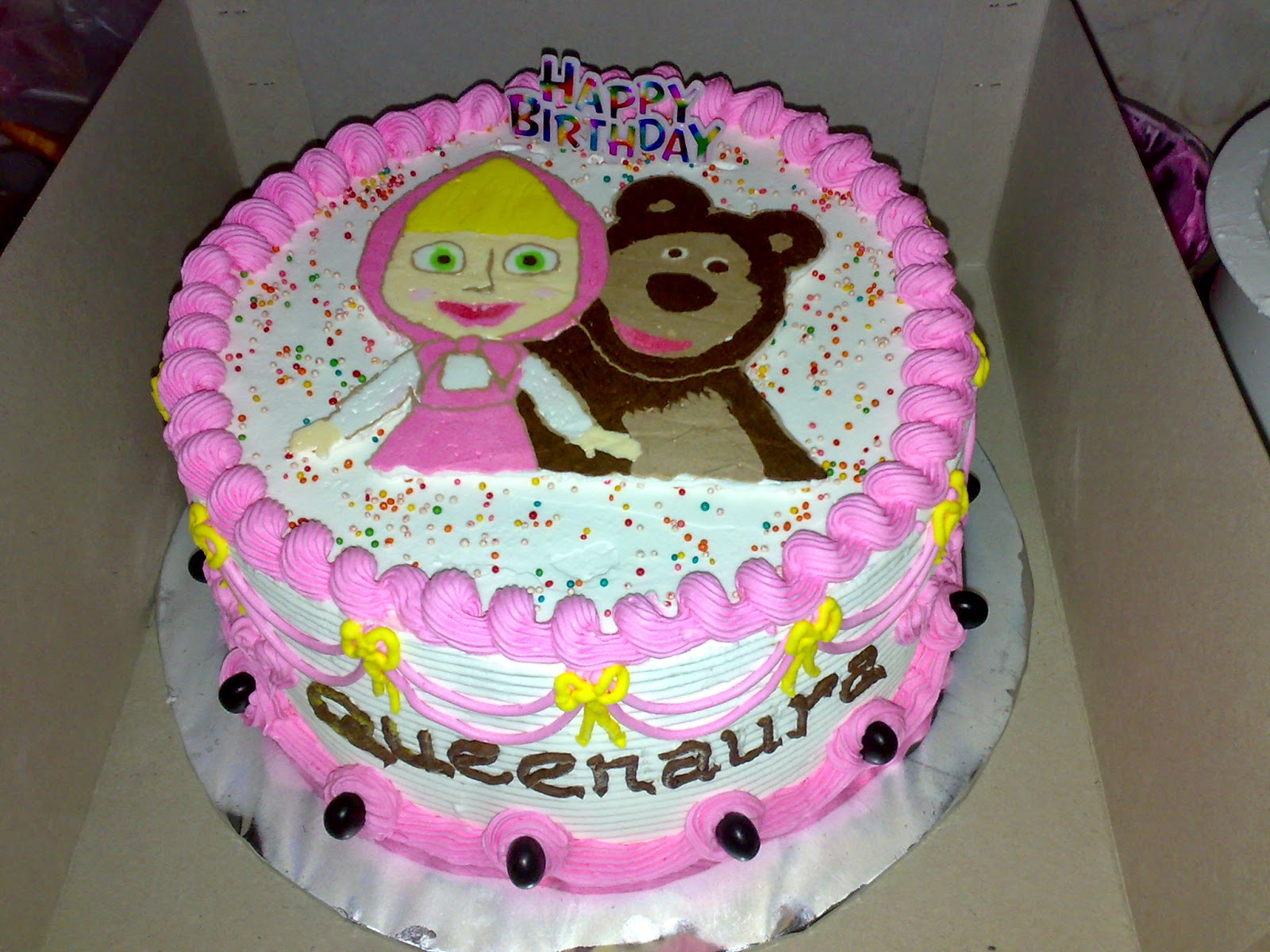 Cake Ulang Tahun tema Marsha and The Bear
