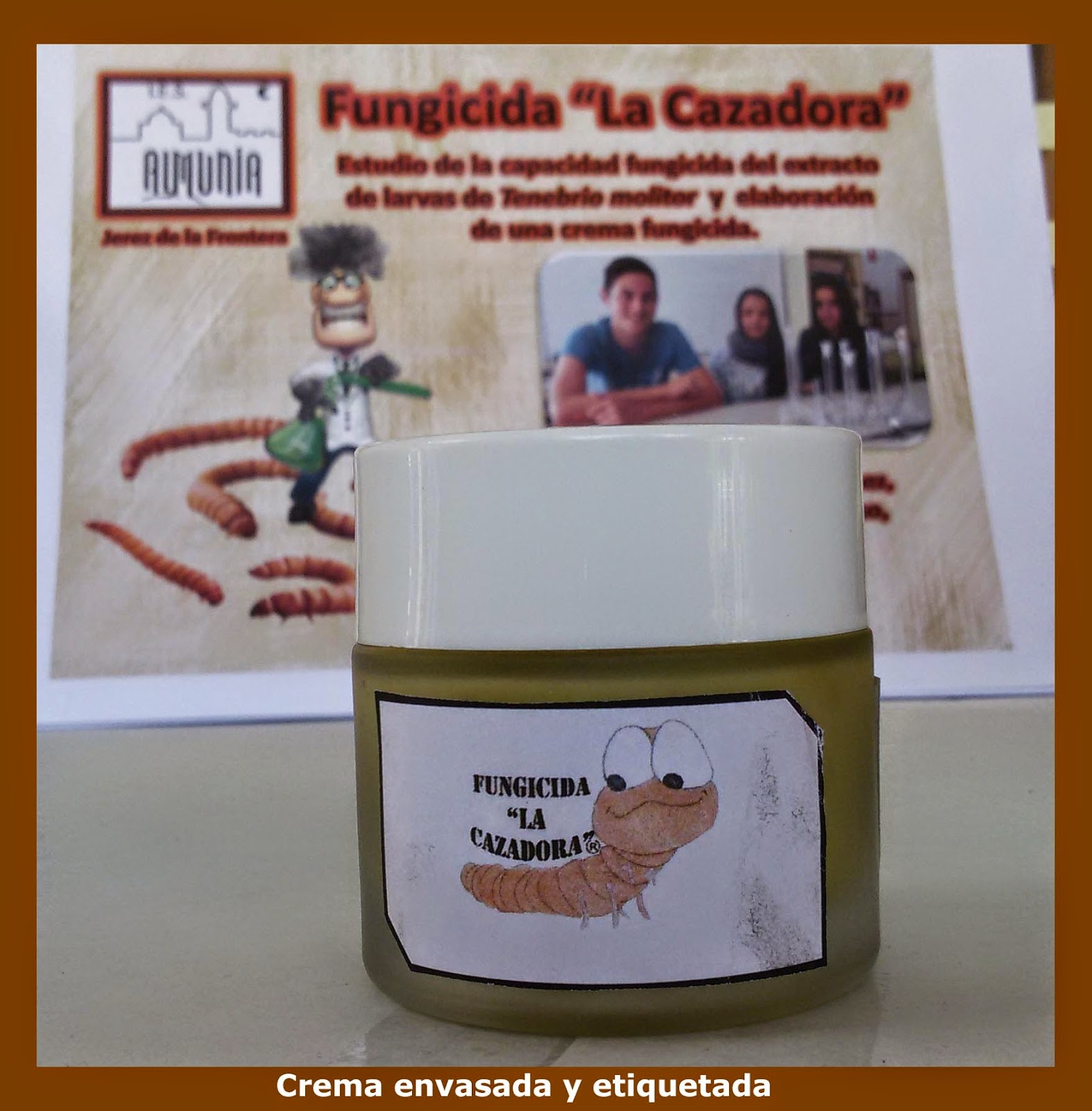 Fungicida "La Cazadora": Crema Fungicida