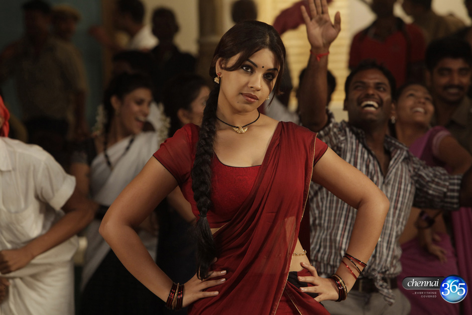 Latest Tamil Movies Stills: Osthe Stills, Simbu in Osthi Stills, Chimbu ...