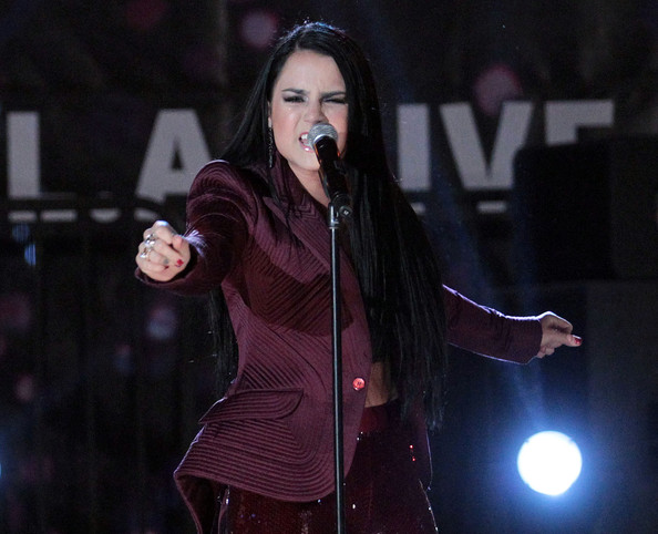 Jojo Levesque at 4th Annual Holiday Tree Lighting At L.A. LIVE ~ DISNEY ...