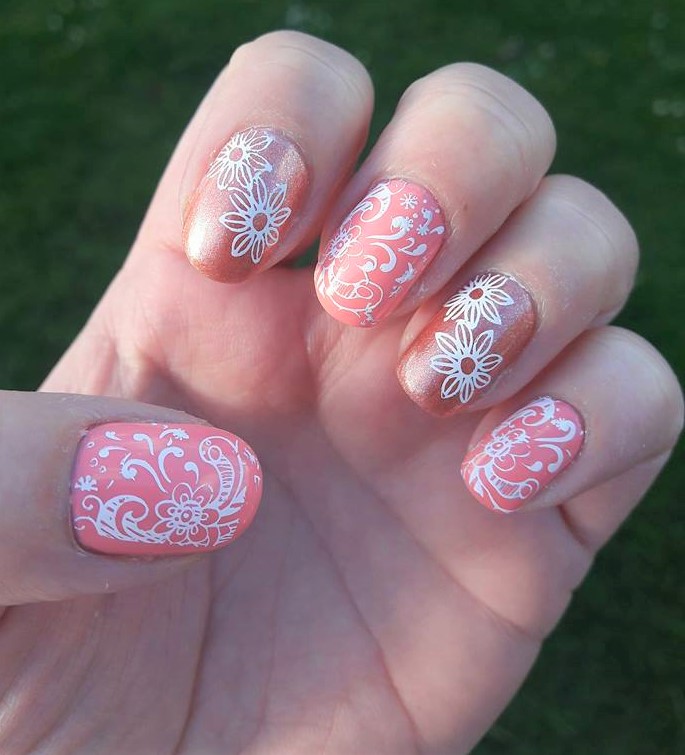 Spring inspired flower nail stamping!