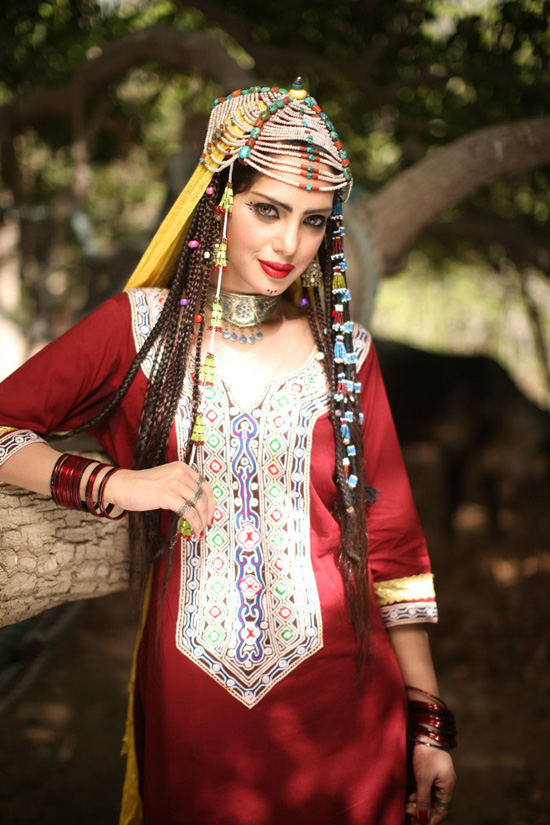 Gypsy Purple: Gypsy Find: Pakhtoon Inspired dresses-Sarah Gandapur ...