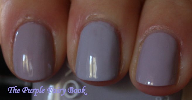 The Purple Fairy Book: Zoya Feel 4 Megan + comparisons