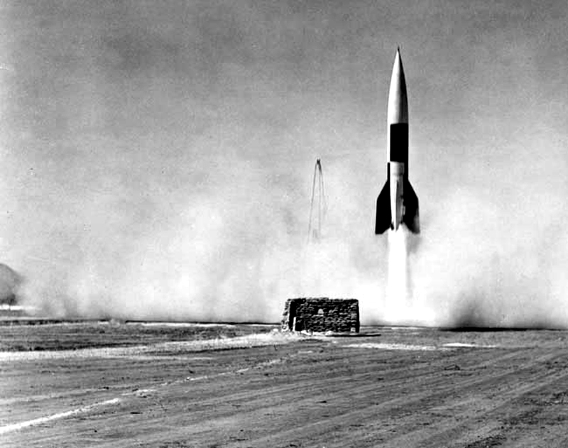 13: MOVIE SPACESHIPS OF THE FIFTIES