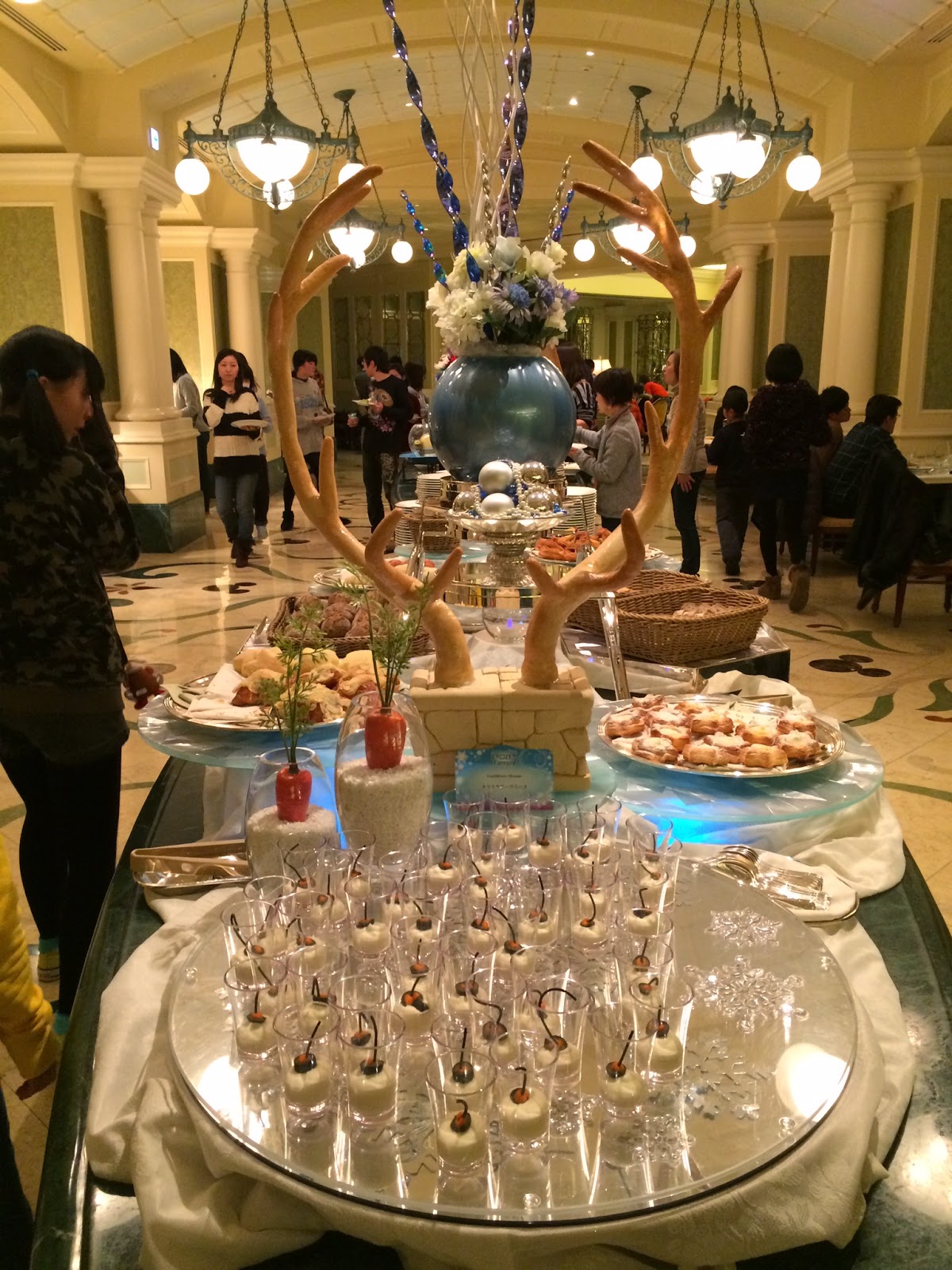 Frozen Fantasy Dinner Buffet / フローズンファンタジー ディナーブッフェ ~ I'm Made of Sugar ...