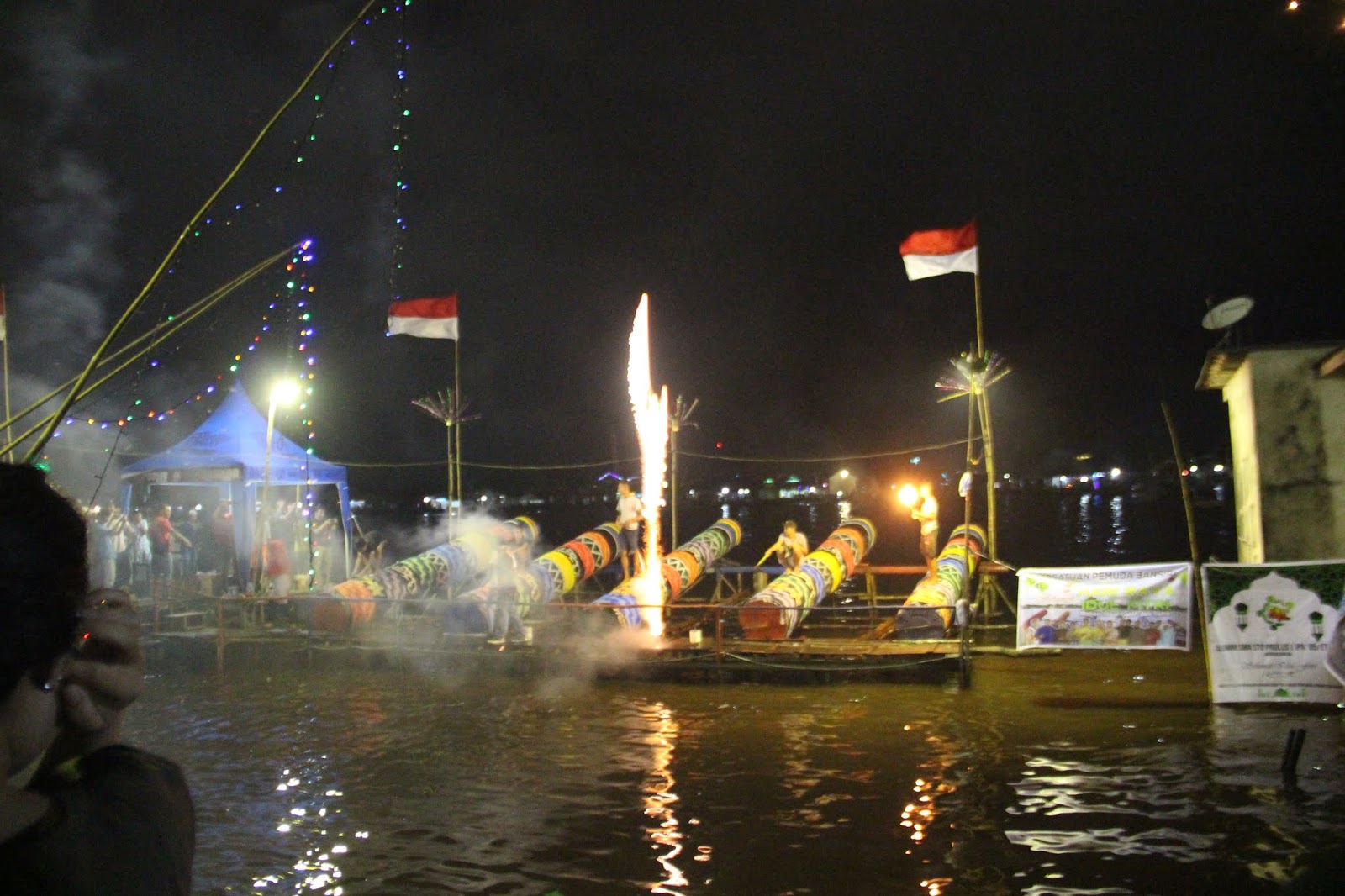 Festival Meriam Karbit, Penyemarak Malam Takbiran di Pontianak - Tukang ...