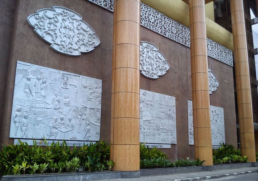 PERPUSTAKAAN SOEMAN HS PROVINSI RIAU - ItsNingma