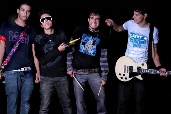 Mundo Cinético: Biografia da Banda