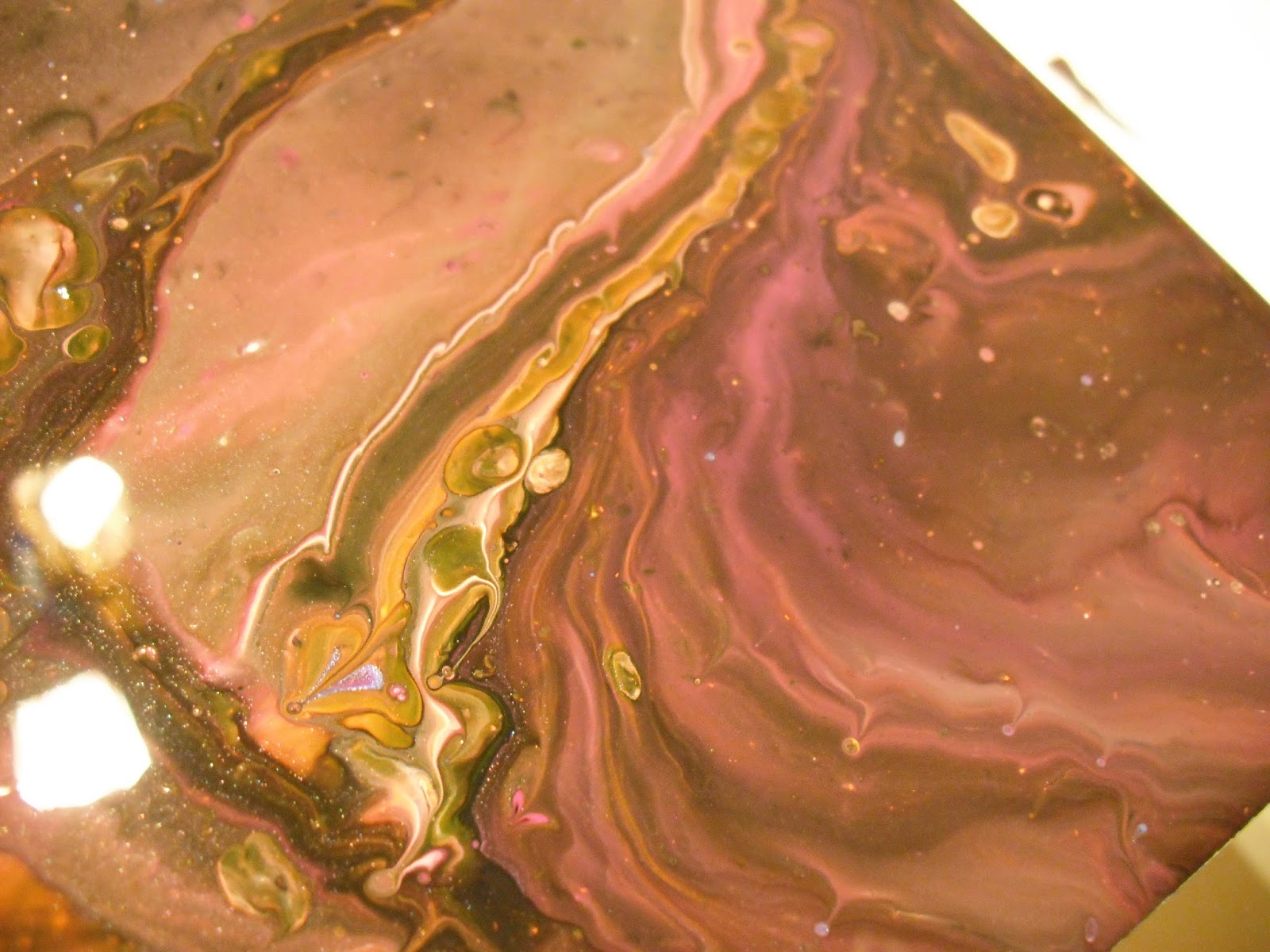 Kiss from a Rose: In the dark space (Ceramics Nº11)