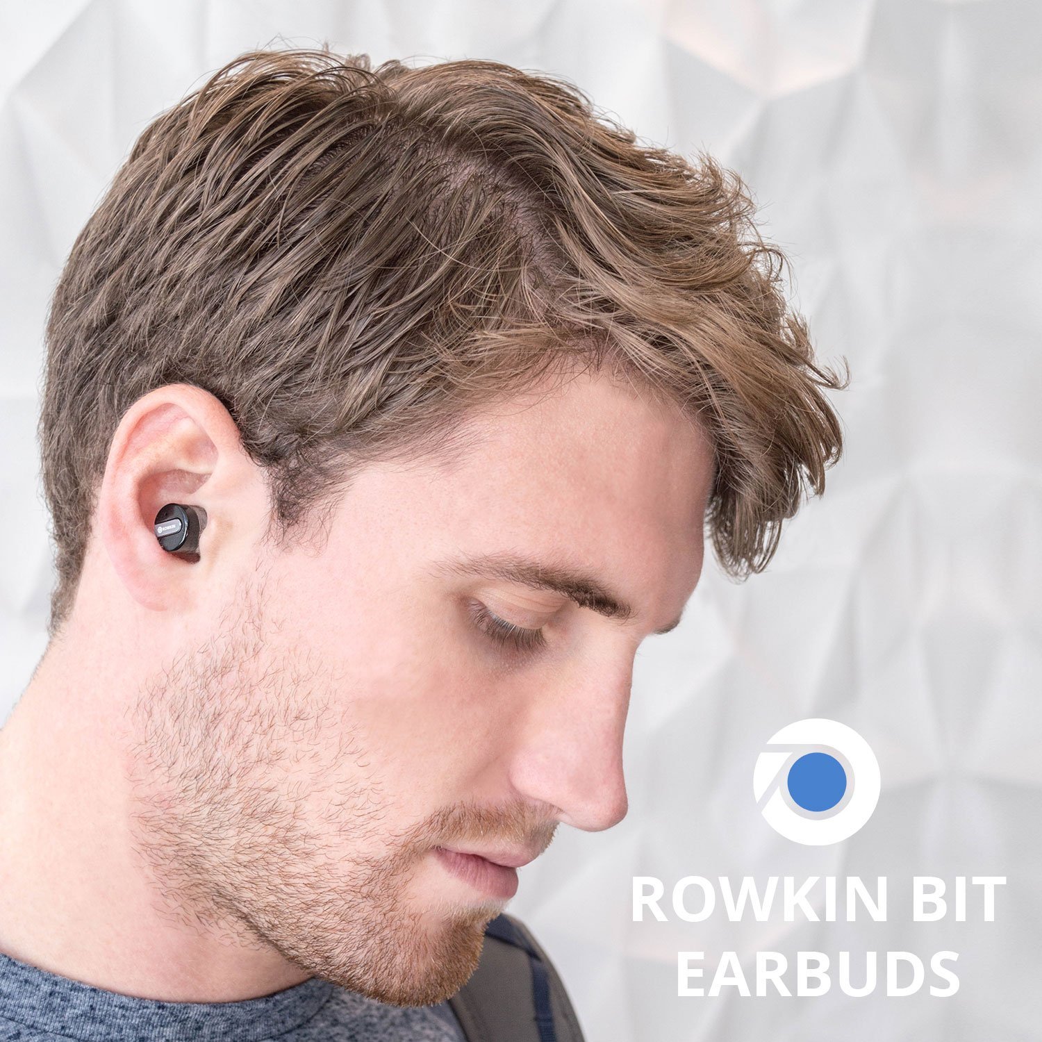 5 Speakers||Headphones||Earbuds To Use Trail Riding