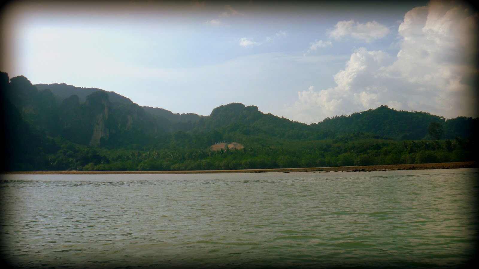 a daughter name fatimah...: Travel (3) : Rai Lay Bay (part 1)...