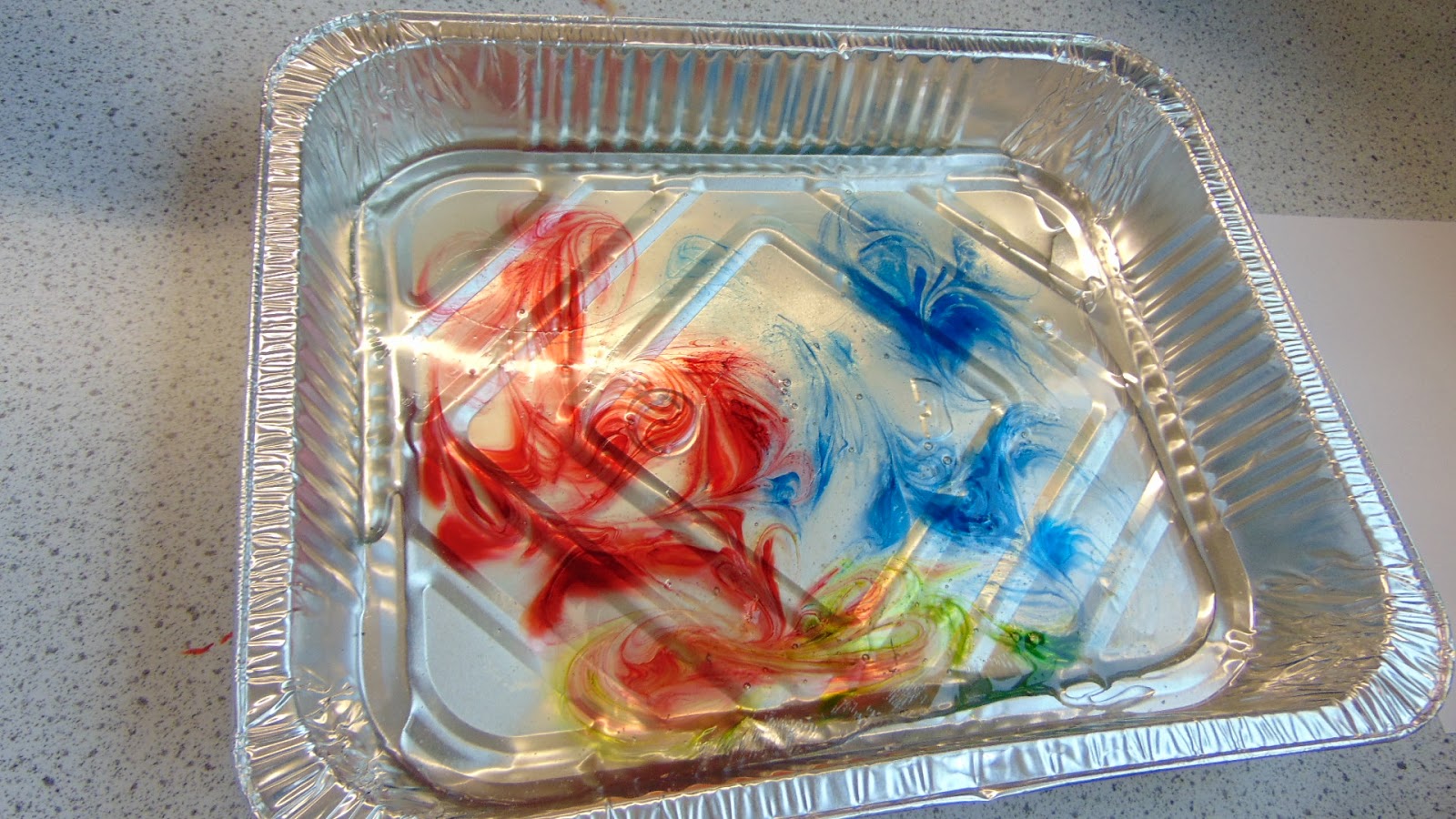 The Smarties Science Club: Stained glass sugar