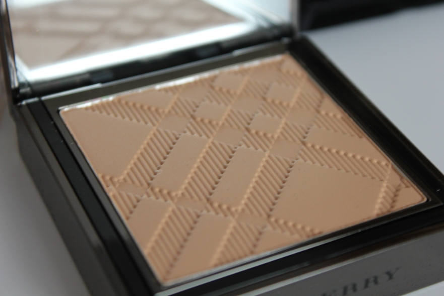 Burberry Sheer Luminous Foundation- Compact and Fluid | The Non-Blonde