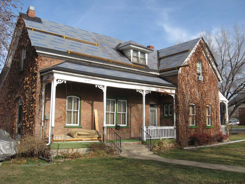 Ogden Insights: Victorian Houses: Front Porches and Vintage Decor