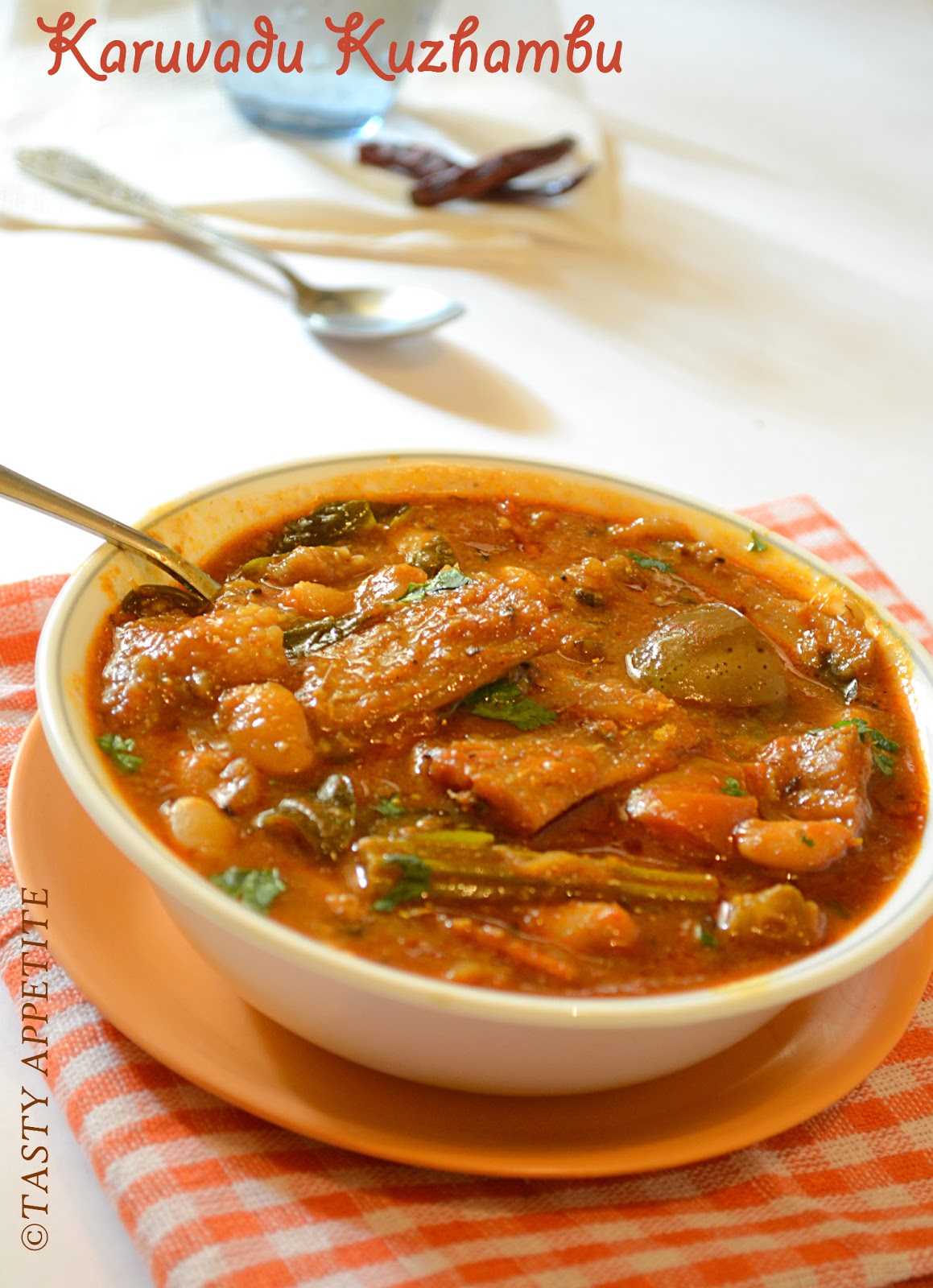 How to make Chettinad Karuvadu Kuzhambu / Spicy Dry Fish Curry / Step ...