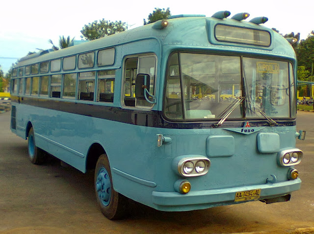 Nostalgia Karoseri Bus Lawas di Indonesia