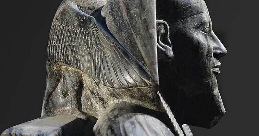 daily timewaster: The Egyptian statue of Chephren (Khafre), 2500 B.C ...