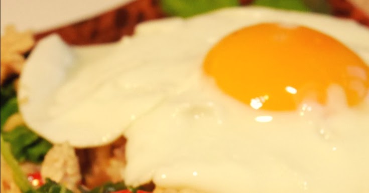 Ga Prao Gai - Stir Fried Chicken with Holy Basil