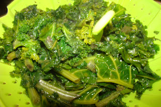 My Favorite Recipes Collection: Kale and Whole Urad Beans Curry