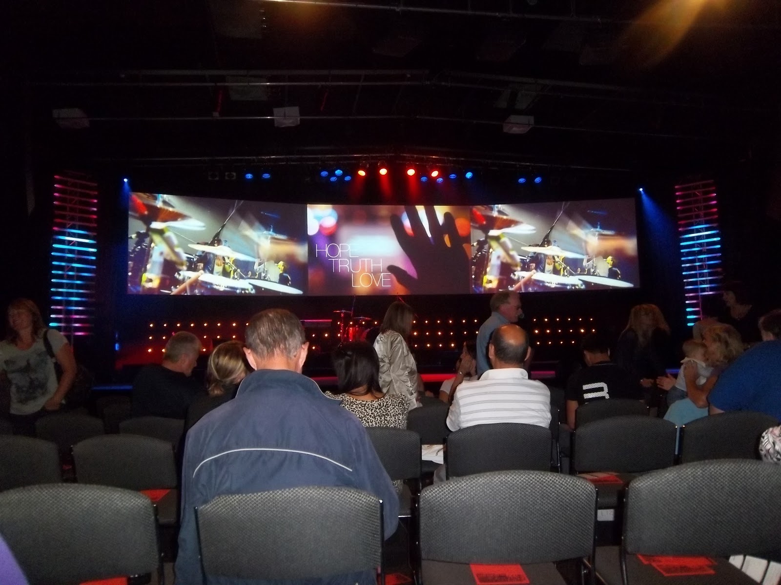 kiwibird: Edge Church