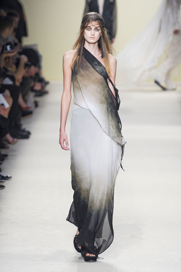 Women fashion, ladies fashion: Spring/Summer 2012 Fashion Show of Ann ...