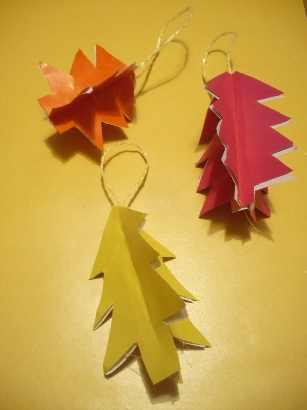 Unique Hrebina: ukrasi od papira (paper ornaments)